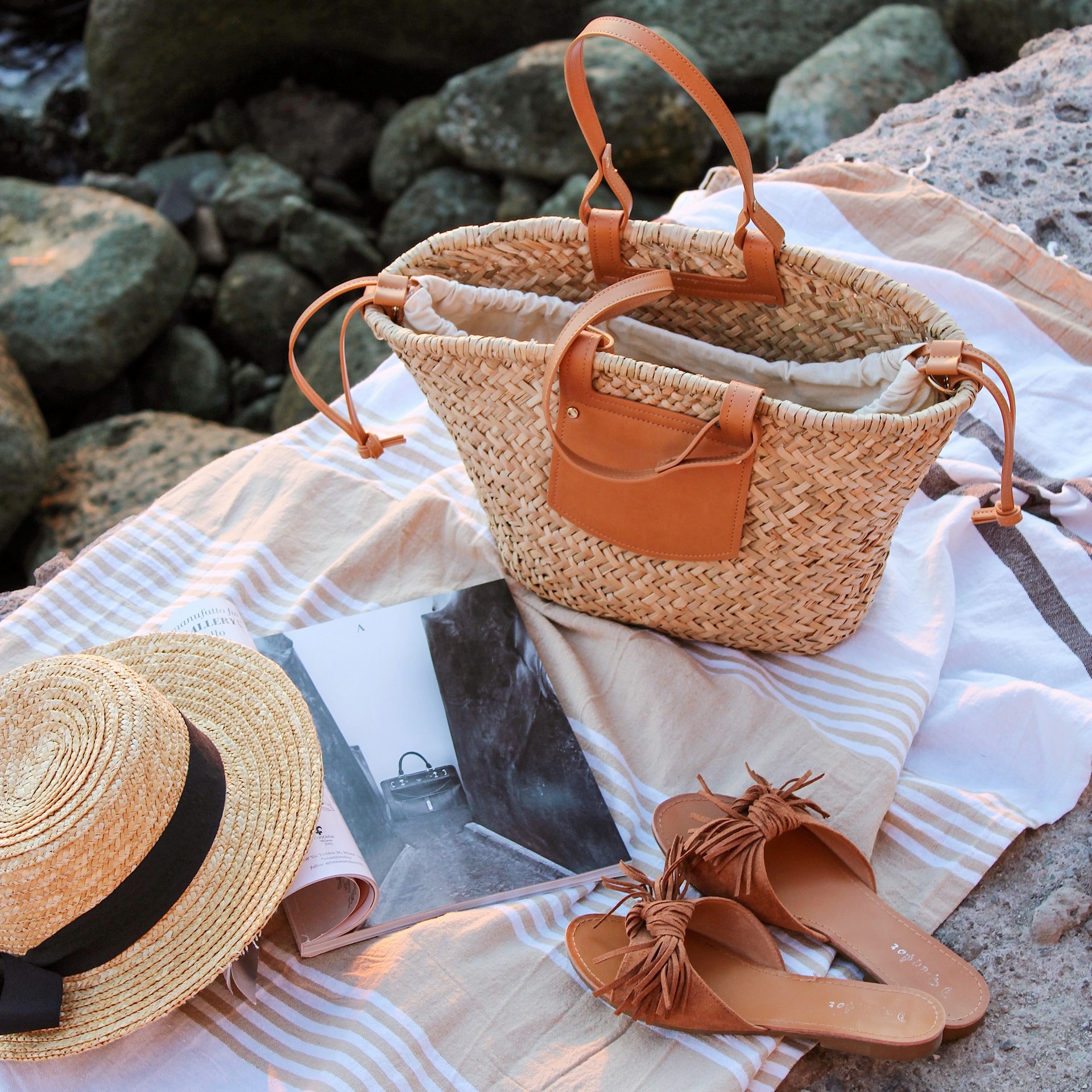 5 Introvert Tips for Surviving the Summer - SWW