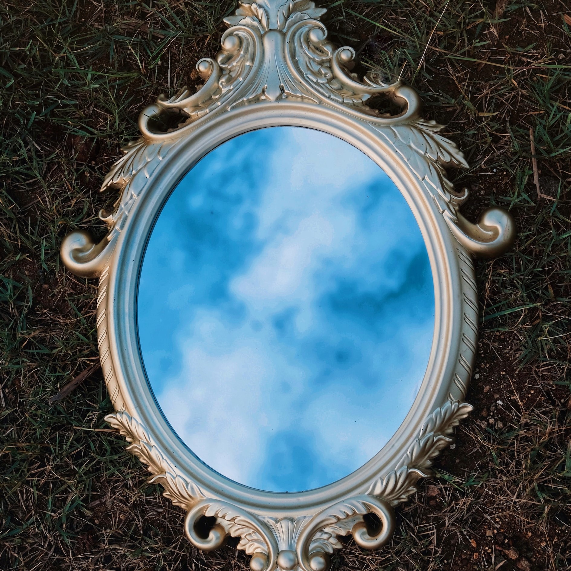 Magic Mirrors in Fairy Tales: A Reflection on a Timeless Symbol - SWW